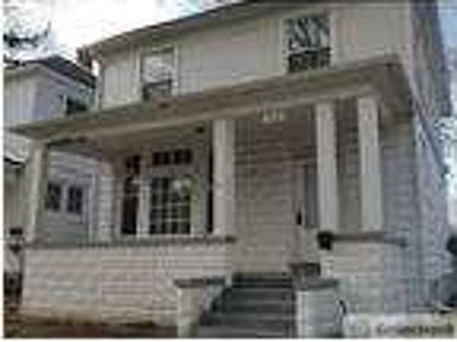 1115 Maple Ave