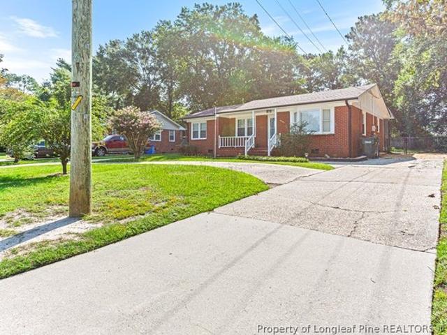1115 Martindale Dr, Fayetteville, NC 28304