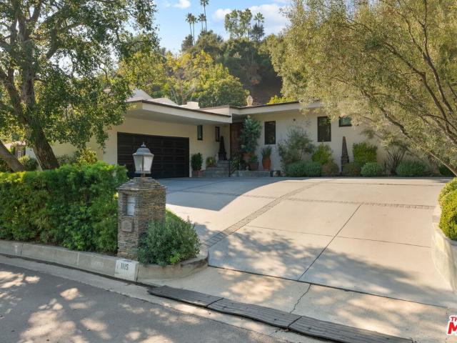 1115 N Bundy Dr, Los Angeles, CA 90049 | MLS #26656 | Compass