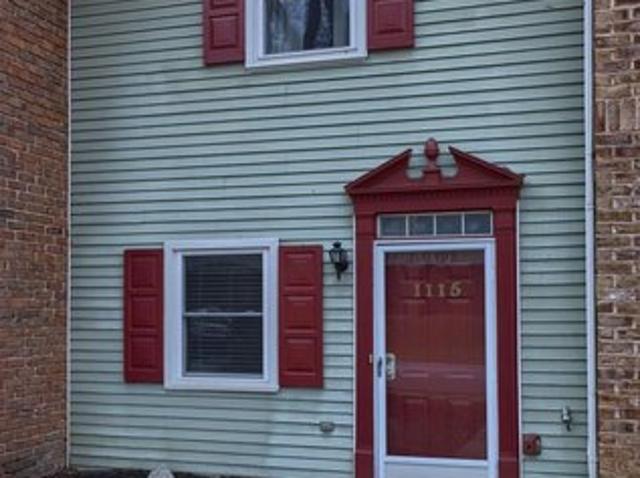 1115 Nanroc Dr, Mechanicsburg, PA 17055