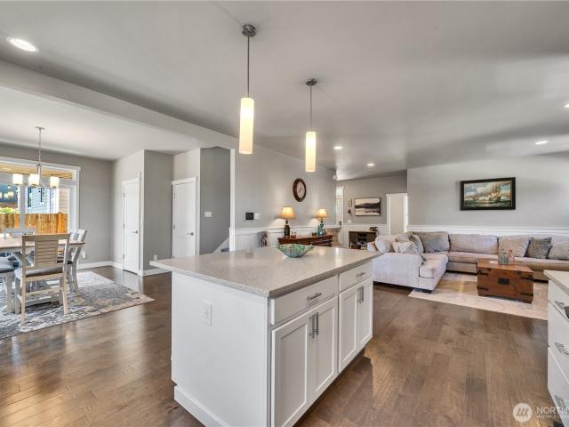 1115 NE Sockeye Ct, Bremerton, WA 98311 | MLS #2537