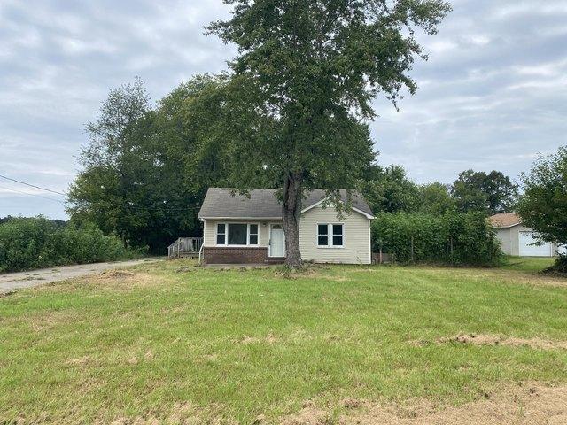 1115 Airport Rd, Murray, KY 42071