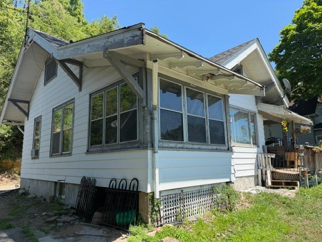 1115 Bush Street