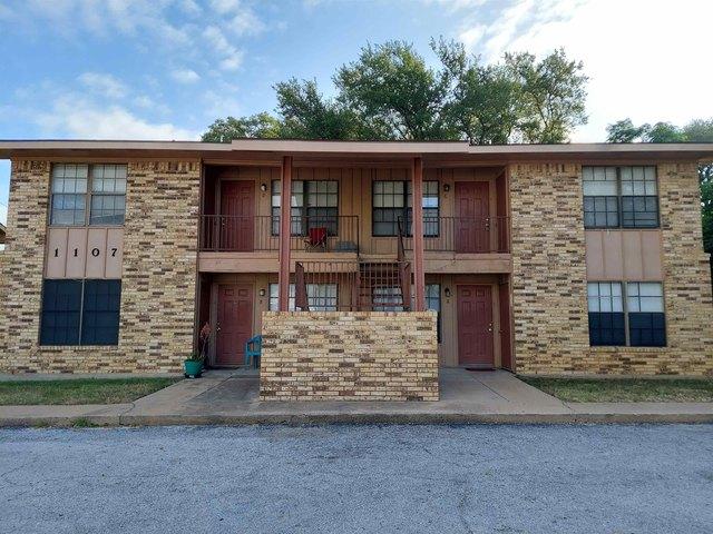 1115 Broadway St, Marble Falls, TX 78654