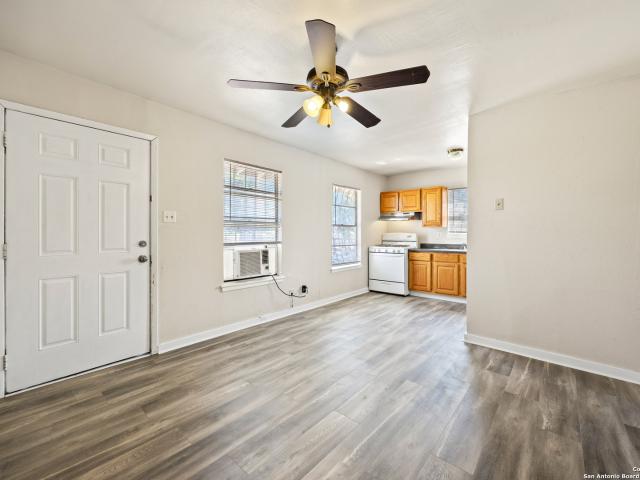 1115 Cullin Ave, San Antonio, TX 78221 | MLS #1911 | Compass