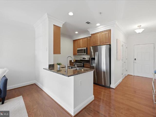 1115 Cameron Street # 213