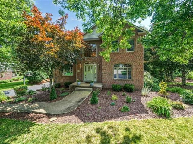 1115 Chaucer Dr, Greensburg, PA 15601