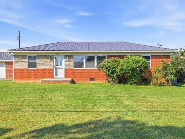 1115 Greenbriar Road