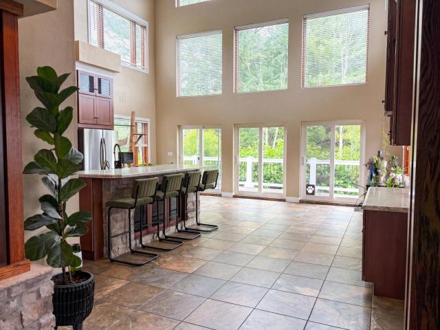 1115 Greendale Rd, Sheboygan, WI 53081 | MLS #1968