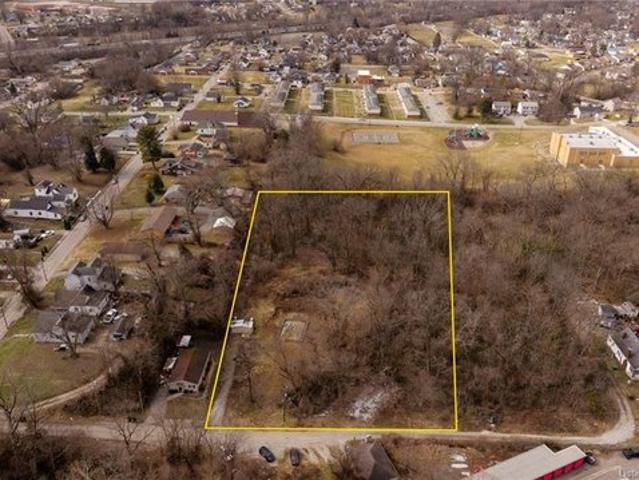 1115 Hildreth St, New Albany, IN 47150