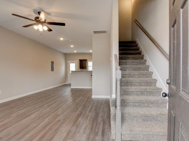1115 Hillwood Dr # E3