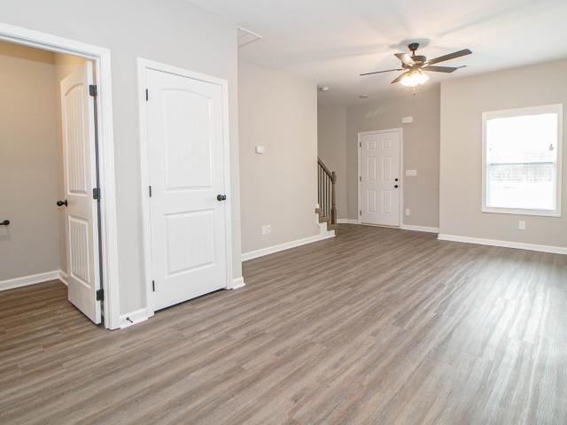 1115 Hillwood Drive #I6