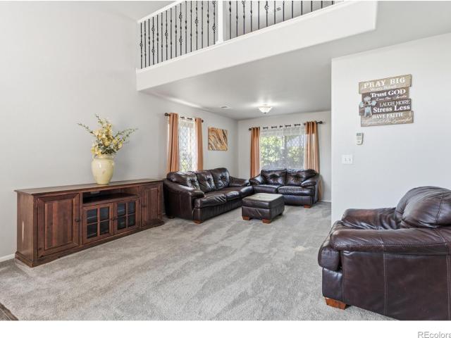 1115 Lochmore Place