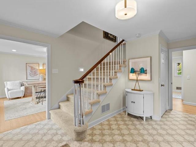 1115 Pebble Drive