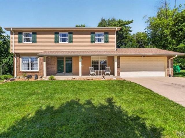 1115 Richland Dr, Chesterfield, MO 63017