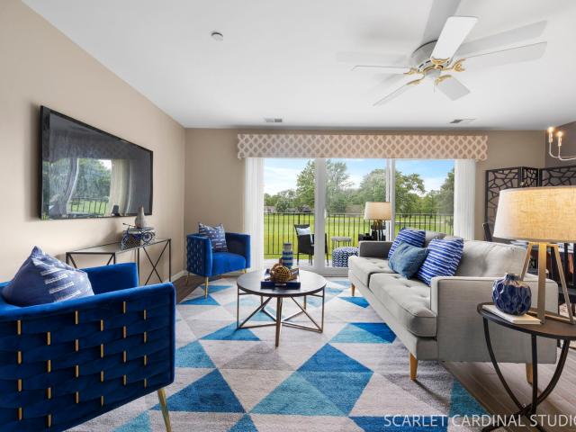 1115 Royal St George Drive # 206