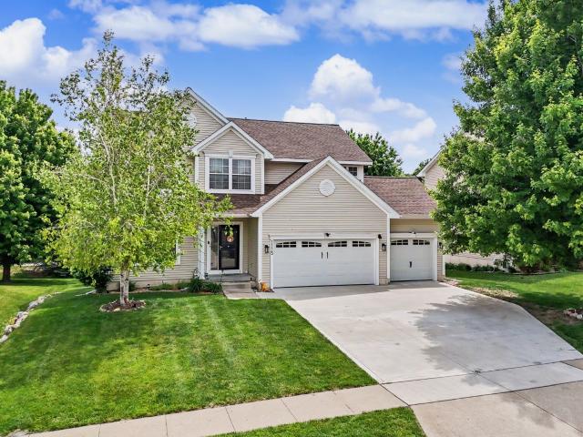 1115 SE Bluegrass Circle