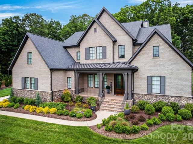 1115 Shelton Oaks Ct, Matthews, NC 28105