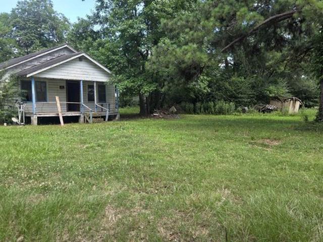1115 Tulsa St, Carthage, TX 75633