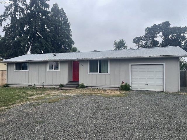 1115 Thayer Ave, Cottage Grove, OR 97424