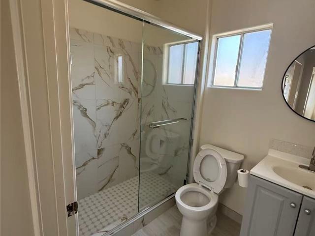 1115 W Alhambra