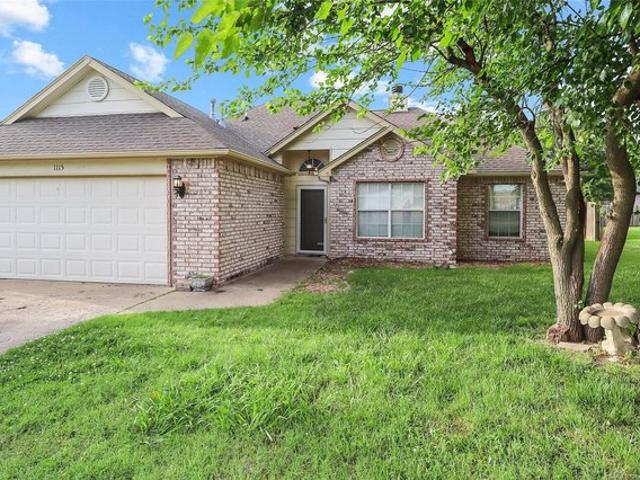 1115 W Beech St, Skiatook, OK 74070