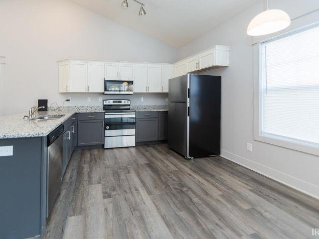 1115 W Rangeview Cir, Bloomington, IN 47403 | MLS #202607 | Compass