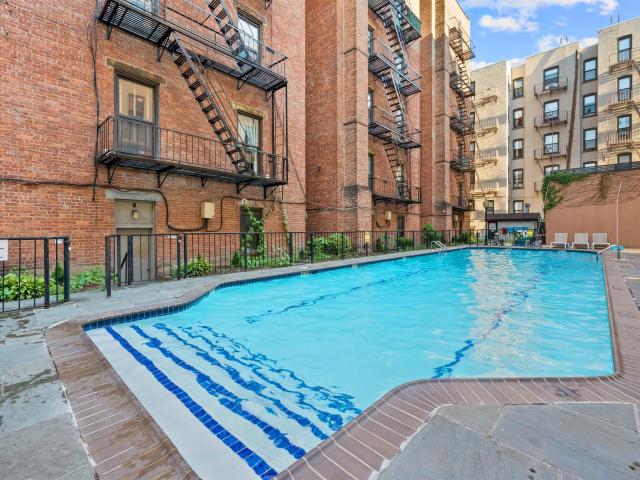 1115 Willow Ave # 3