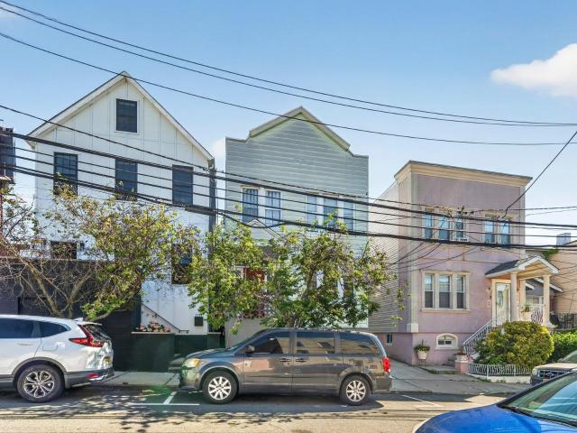 1115 22Nd St