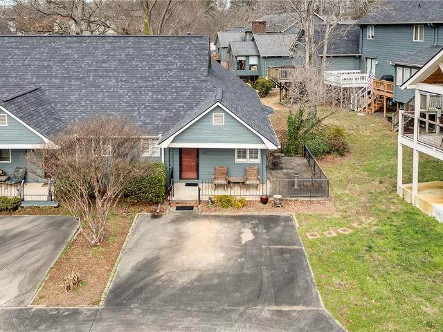 1115D Crestview Road