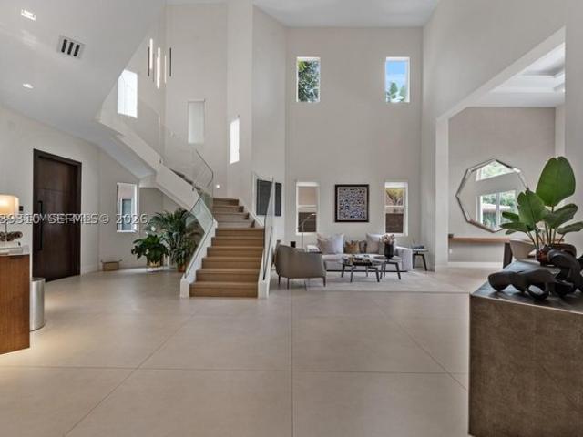 11163 NW 71st Ter, Doral, FL 33178