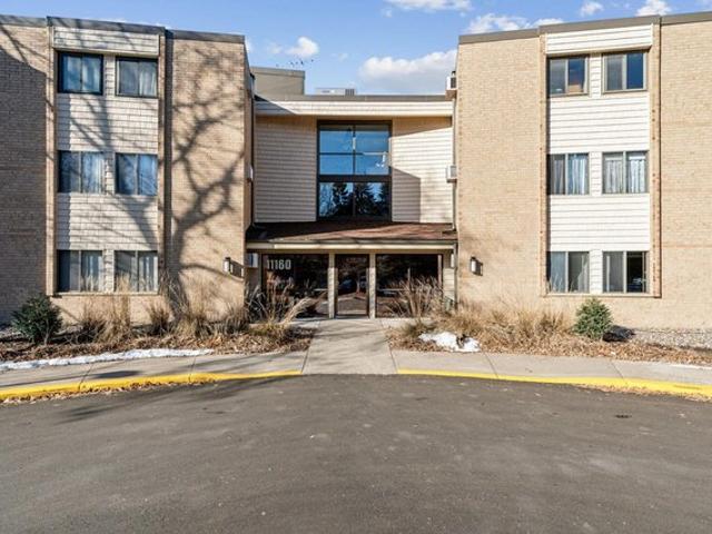 11160 Anderson Lakes Pkwy Apt 202, Eden Prairie, MN 55344