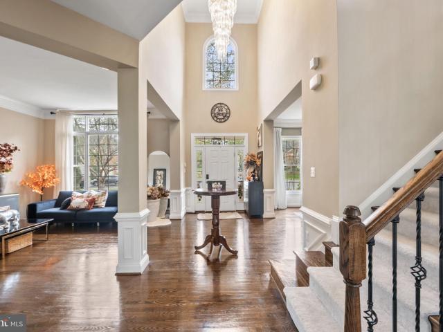 11162 Innsbrook Ct, Ijamsville, MD 21754 | MLS #MDFR2070 | Compass
