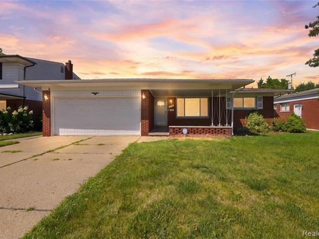 11165 Hanna Dr, Sterling Heights, MI 48312