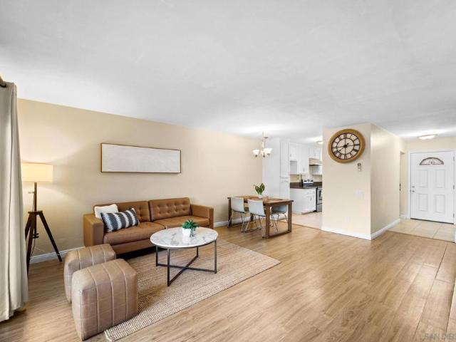 11168 Poblado Rd