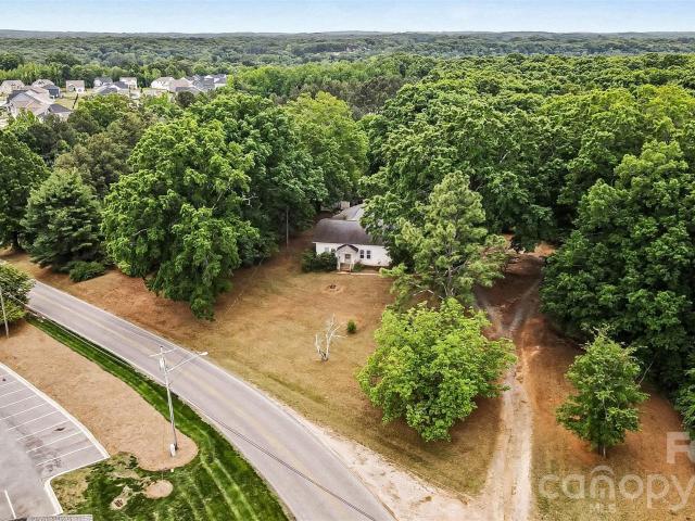 1116 Medlin Road