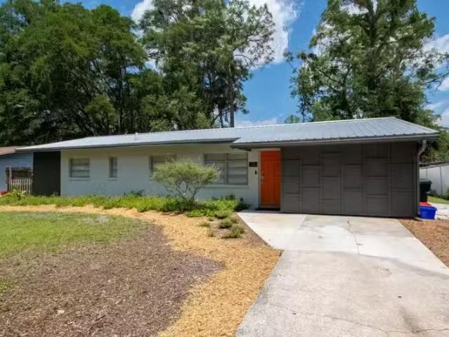 1116 NE 13th Pl, Gainesville, FL 32601 MLS GC530639