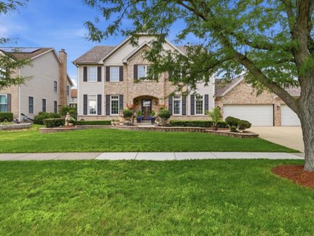 1116 Adler St, Carol Stream, IL 60188