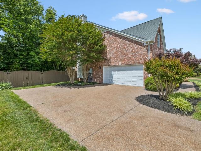 1116 Ben Hill Blvd