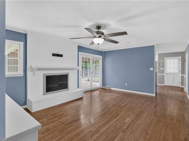 1116 Cranbrook Way