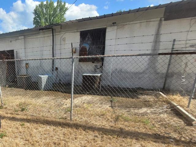 1116 E Hillboro Highway