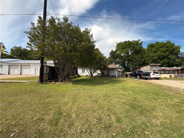 1116 E State Hwy 276