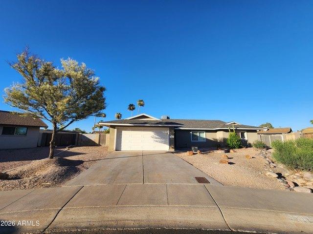 1116 E Redfield Rd, Tempe, AZ 85283