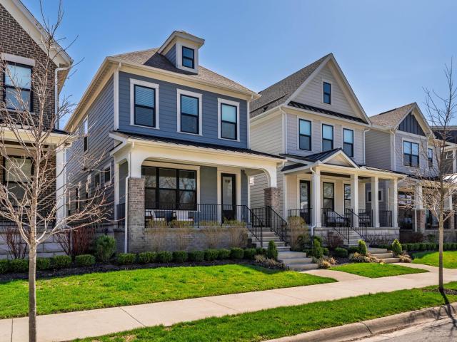 1116 Edgehill Road