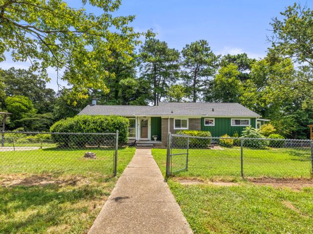 1116 Edwin Lane