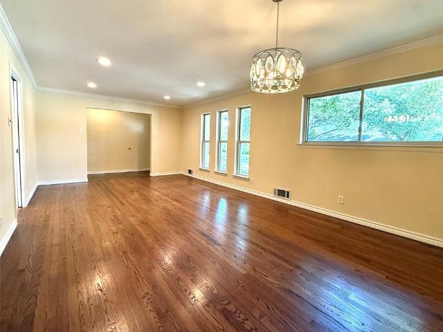 1116 Elizabeth Lane