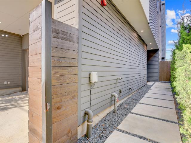 1116 Peden St, Houston, TX 77006 | MLS #21562 | Compass