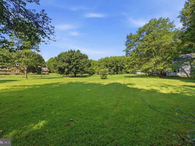 1116 Pemberton Lane