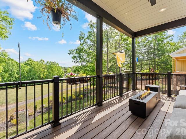 1116 Players Ridge Rd, Hickory, NC 28601 | MLS #4371