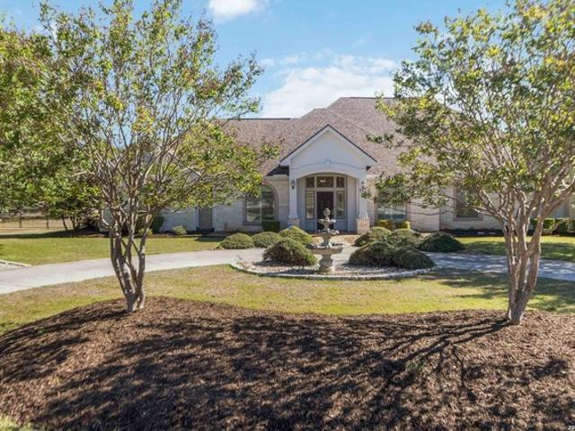 1116 Stagecoach Trl, San Marcos, TX 78666